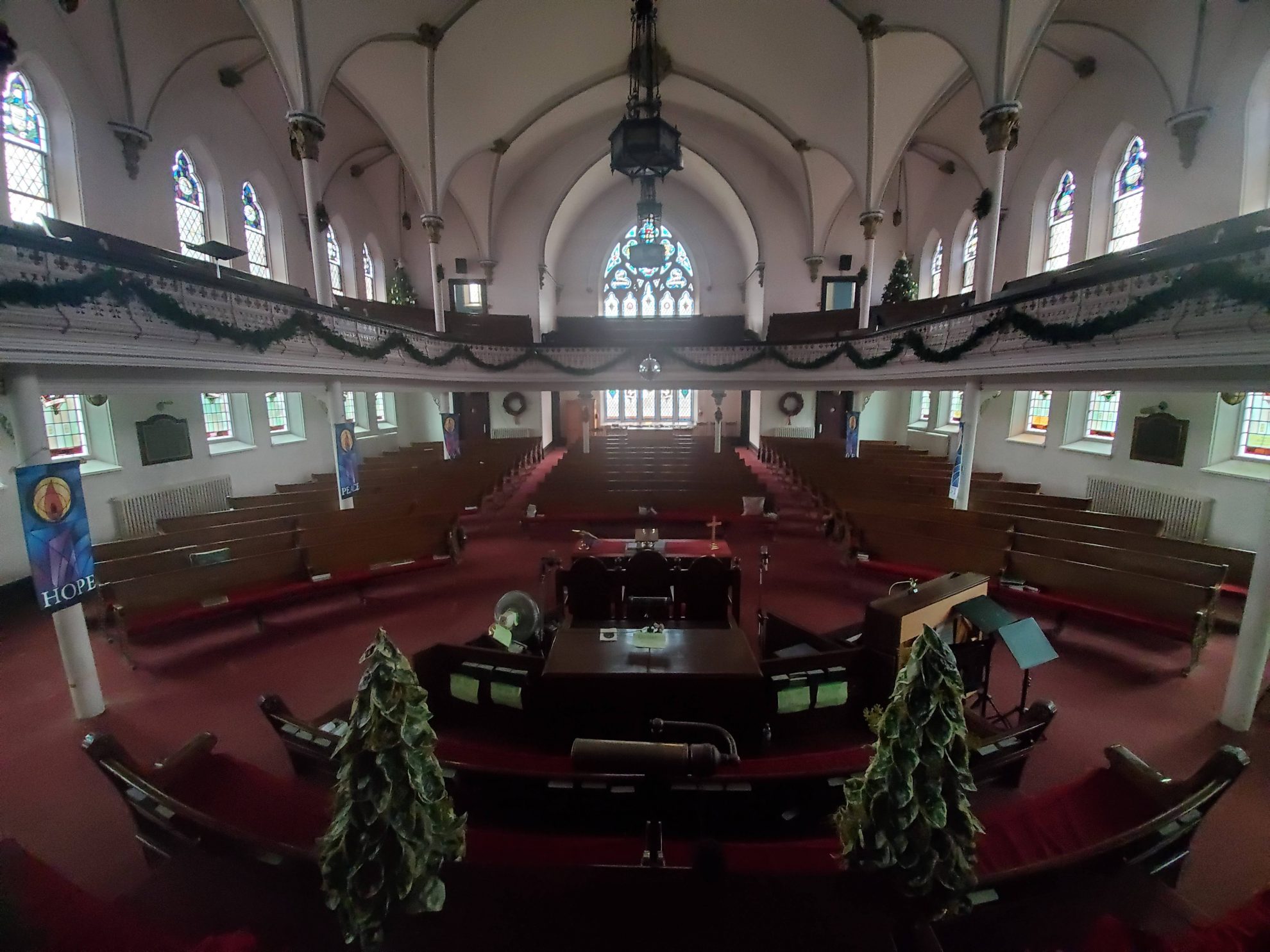 Sanctuary – St. Andrew's Presbyterian Church Brampton, ON